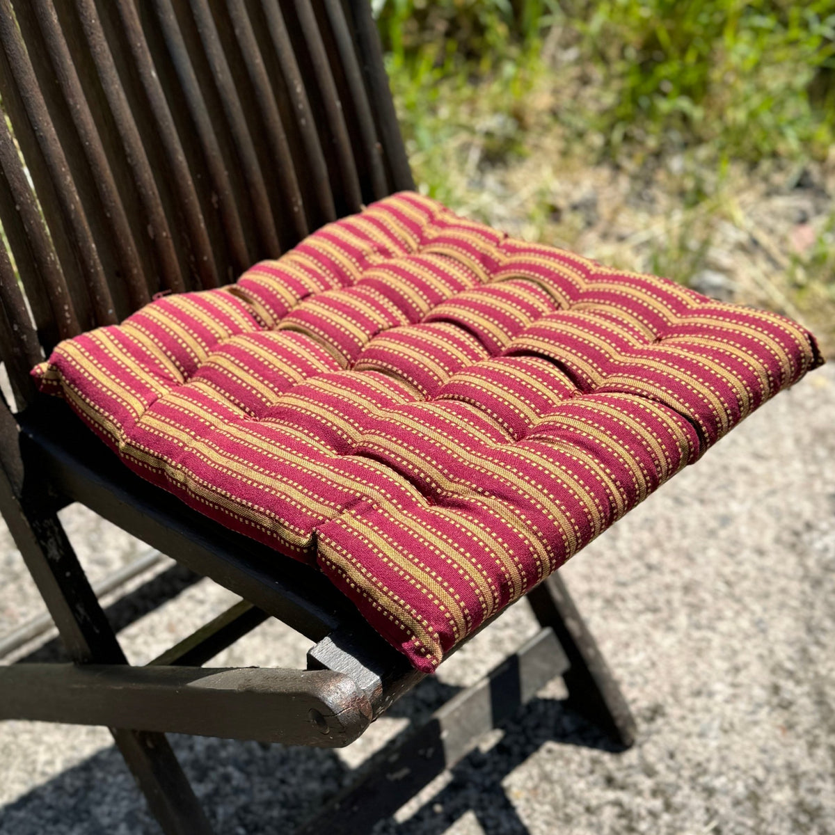Striped Cotton Seat Pad - Burgundy and Gold – Forever England