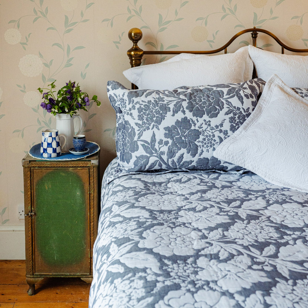 Ellie Blue Bedspread – Forever England
